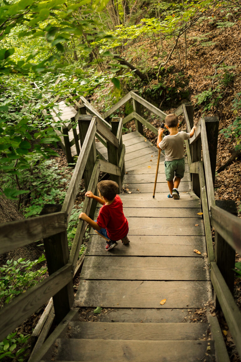 Starved Rock State Park: Hiking Canyons with Kids - Garriotts on The Go